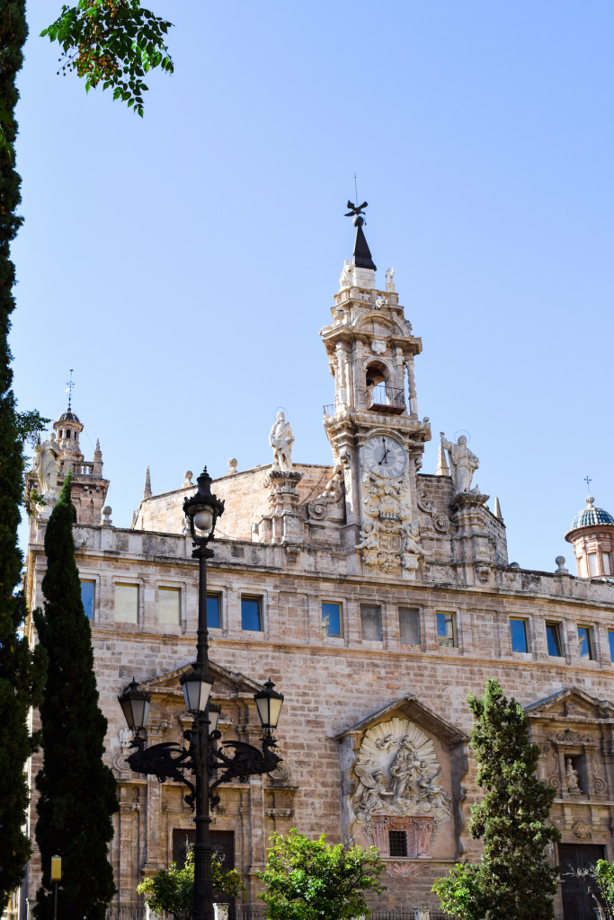 3 Coolest Neighborhoods to Visit in Valencia