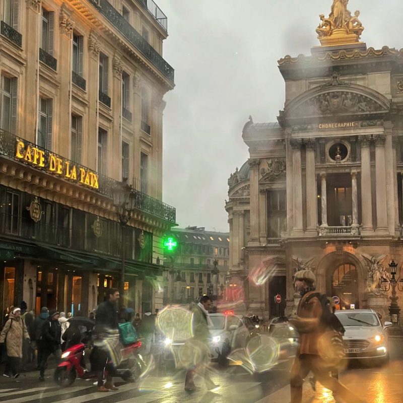 8 Best French Magazines to Read in France