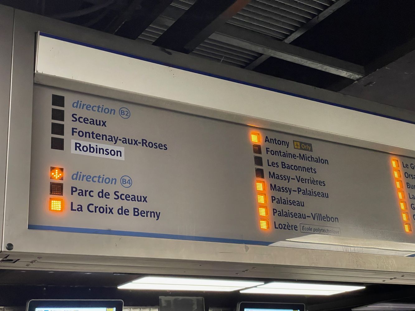 Paris Metro: Navigate the City of Light Like a Local